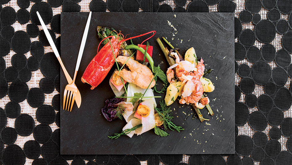 Lobster duo with new potato - VAMP Magazine